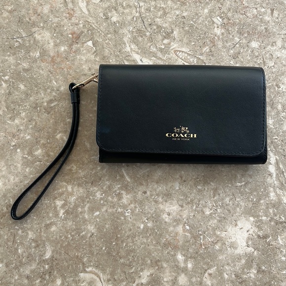 Coach | Bags | Coach Outlet Small Wallet Clutch Black | Poshmark
